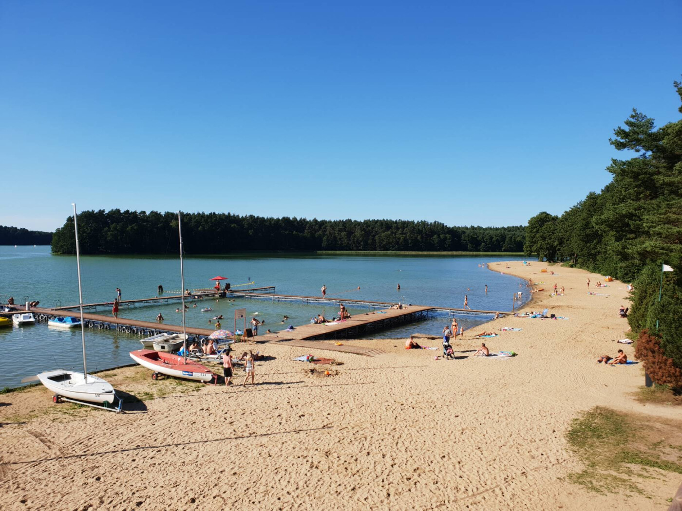 Largo Lake Resort Borsk domki nad jeziorem Bory Tucholskie ...
